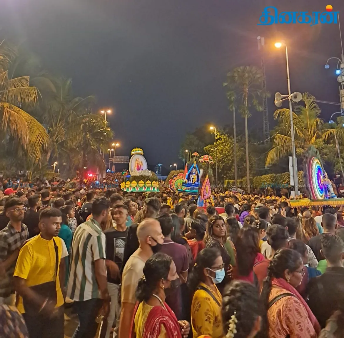 மலேசியாவில் உள்ள பத்துமலை முருகன் கோயிலில் தைப்பூசத் திருவிழா கோலாகலம் ...