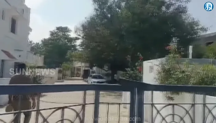 நிதி நிறுவன அதிபர் வீட்டில் வருமான வரி சோதனை - Dinakaran